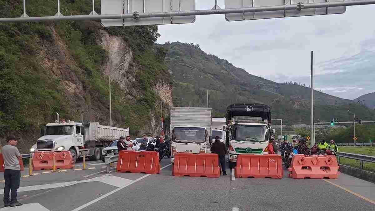 ¡No más bloqueos! Transportadores no dan abasto - Info NCN